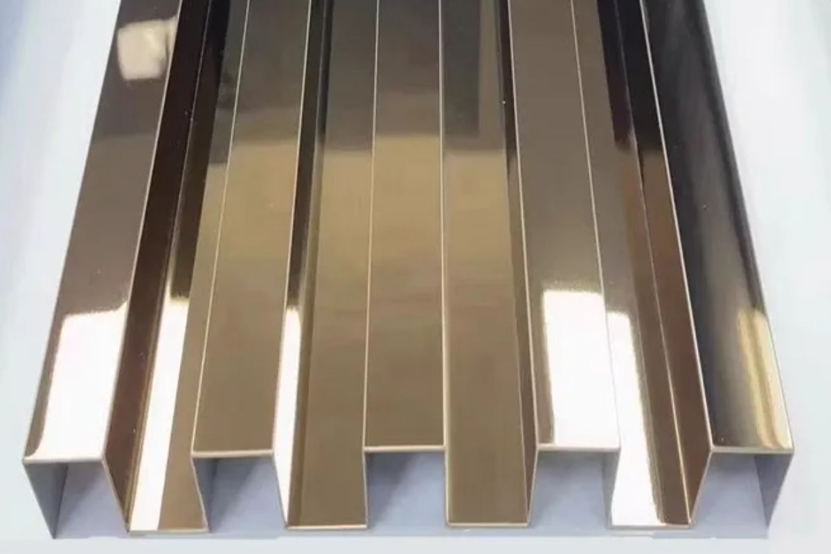 SS Gold Hairline Fluted Panel Manufacturers and Supplier in Dubai, UAE